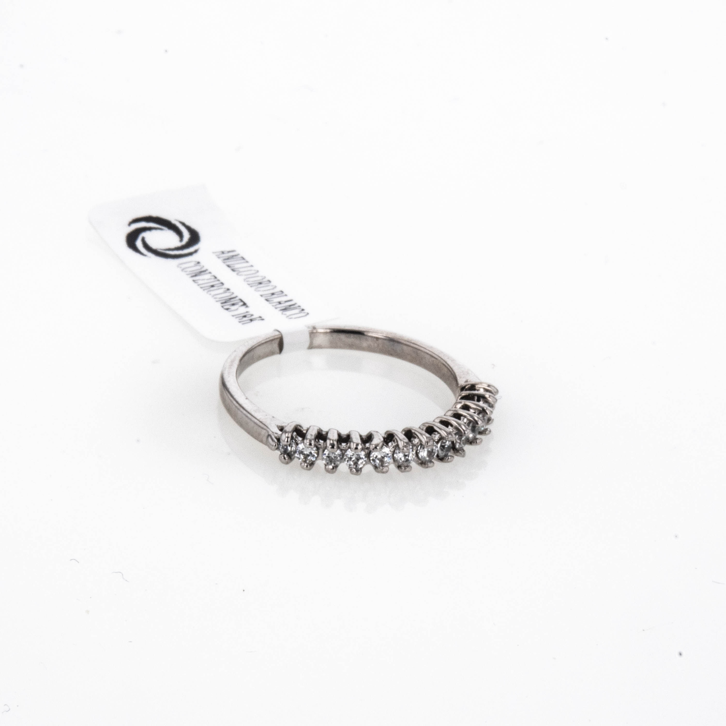 ANILLO ORO BLANCO CON ZIRCONES 18K